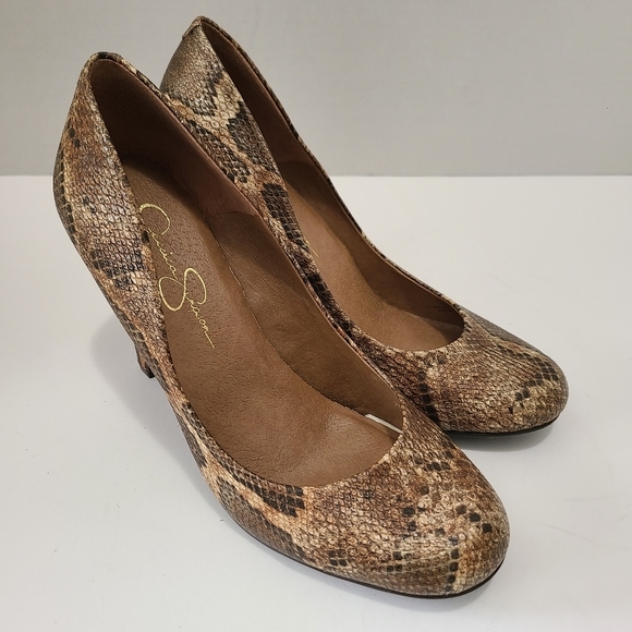Jessica Simpson | Shoes | Jessica Simpson Jsjessica Tan Vixon Snk Size ...